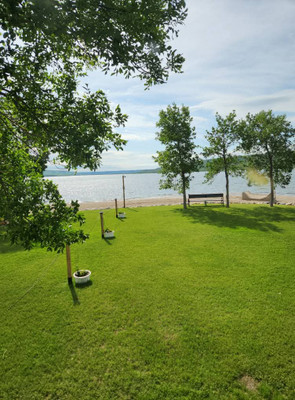 Round Lake - SaskLakes